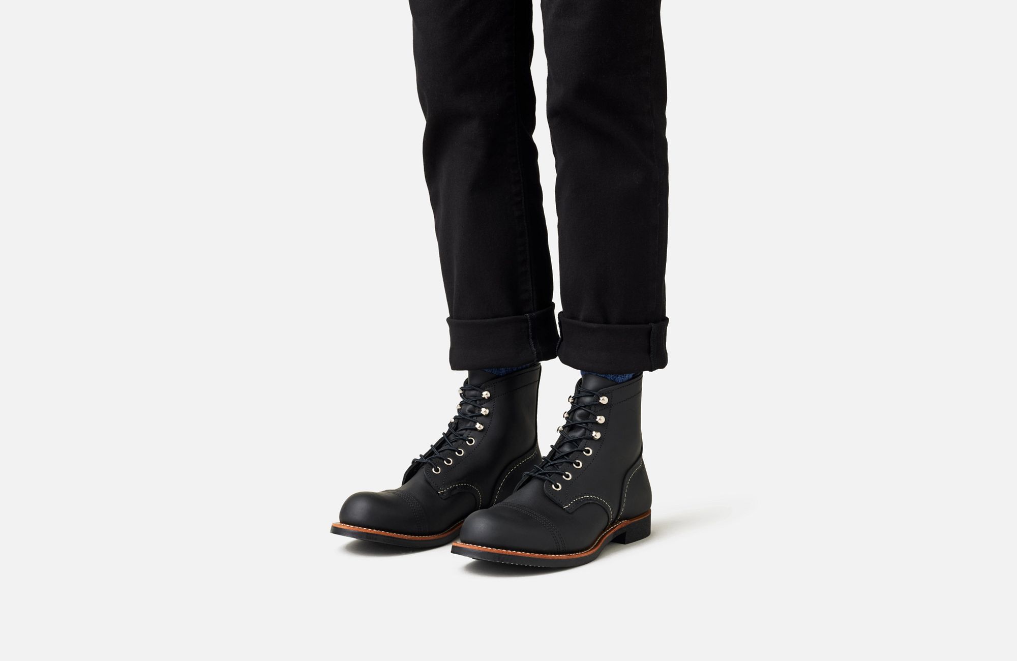 M Iron Ranger Black Black